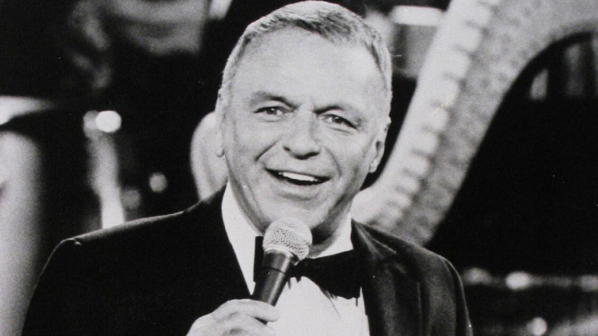 Frank Sinatra w latach 40. śpiewał po polsku. Archiwalne nagranie to ...